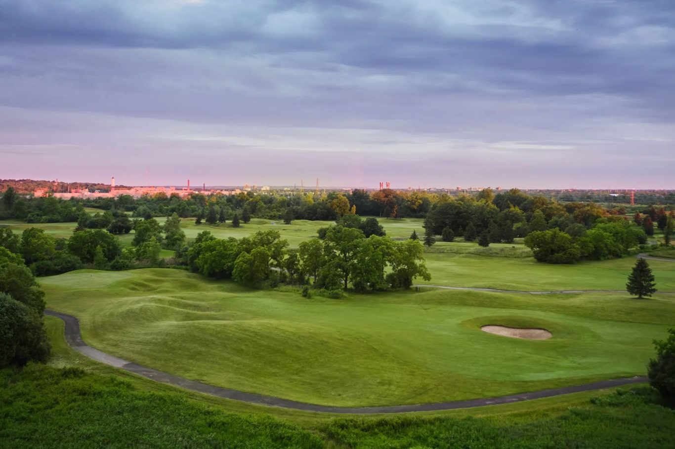 Niagara Falls Golf Courses: Tee off at Niagara Parks and Royal Niagara ...