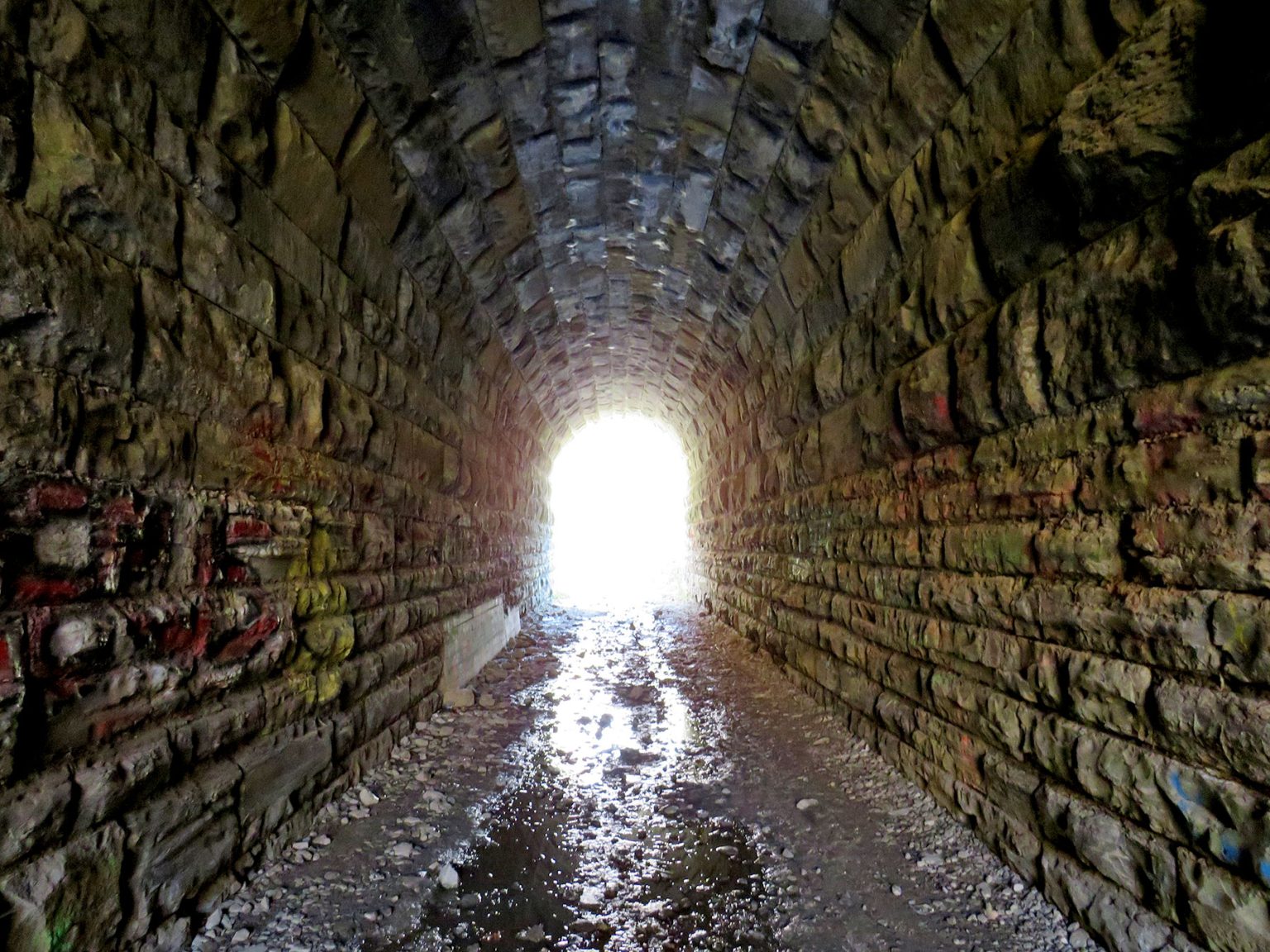 The Haunting Legend of Niagara Falls' Screaming Tunnel - Niagara Falls Blog